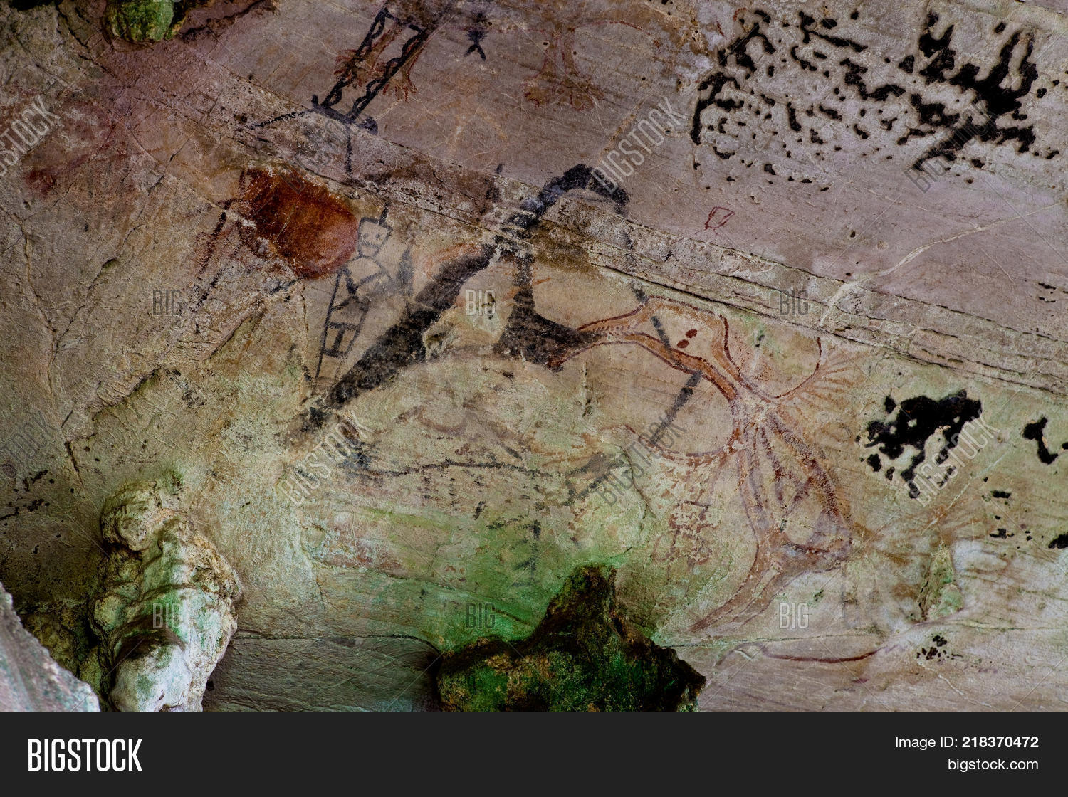 Prehistoric Cave Image & Photo (Free Trial) | Bigstock