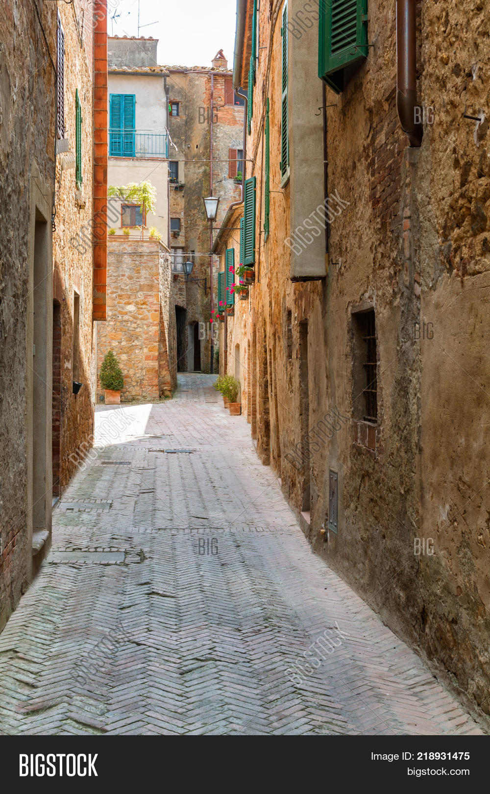 Beautiful Narrow Alley Image & Photo (Free Trial) | Bigstock