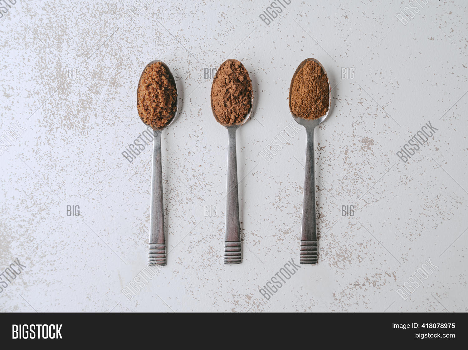 Three Spoons Center Image & Photo (Free Trial) | Bigstock