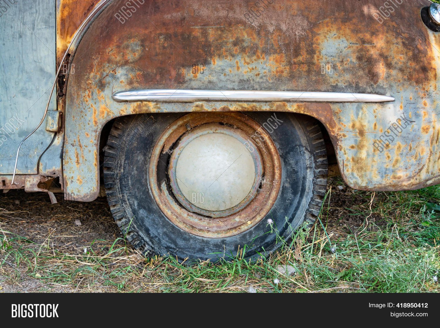 Rear Wheel Rusty Image & Photo (Free Trial) | Bigstock