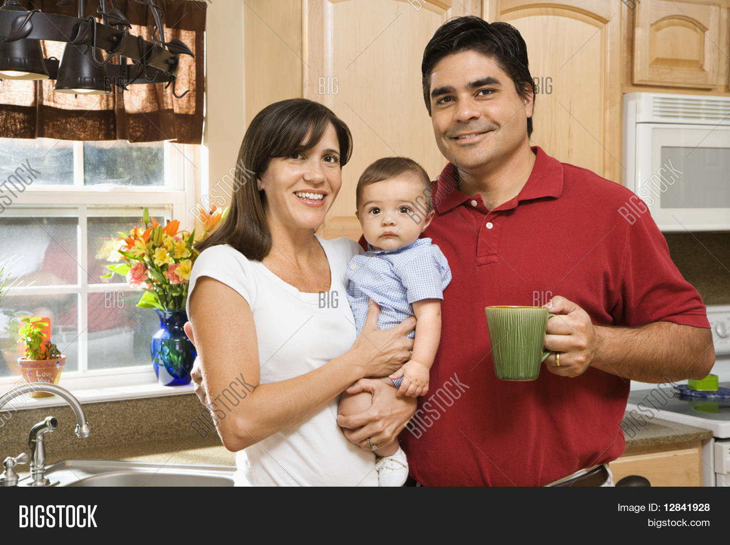 Hispanic Family Image & Photo (Free Trial) | Bigstock