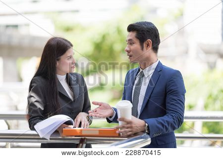 Quick Briefing Before Image & Photo (Free Trial) | Bigstock