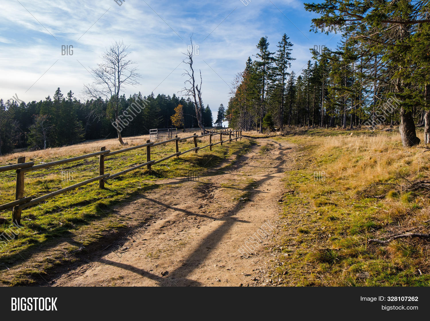 Hiking Trail Mountains Image & Photo (Free Trial) | Bigstock