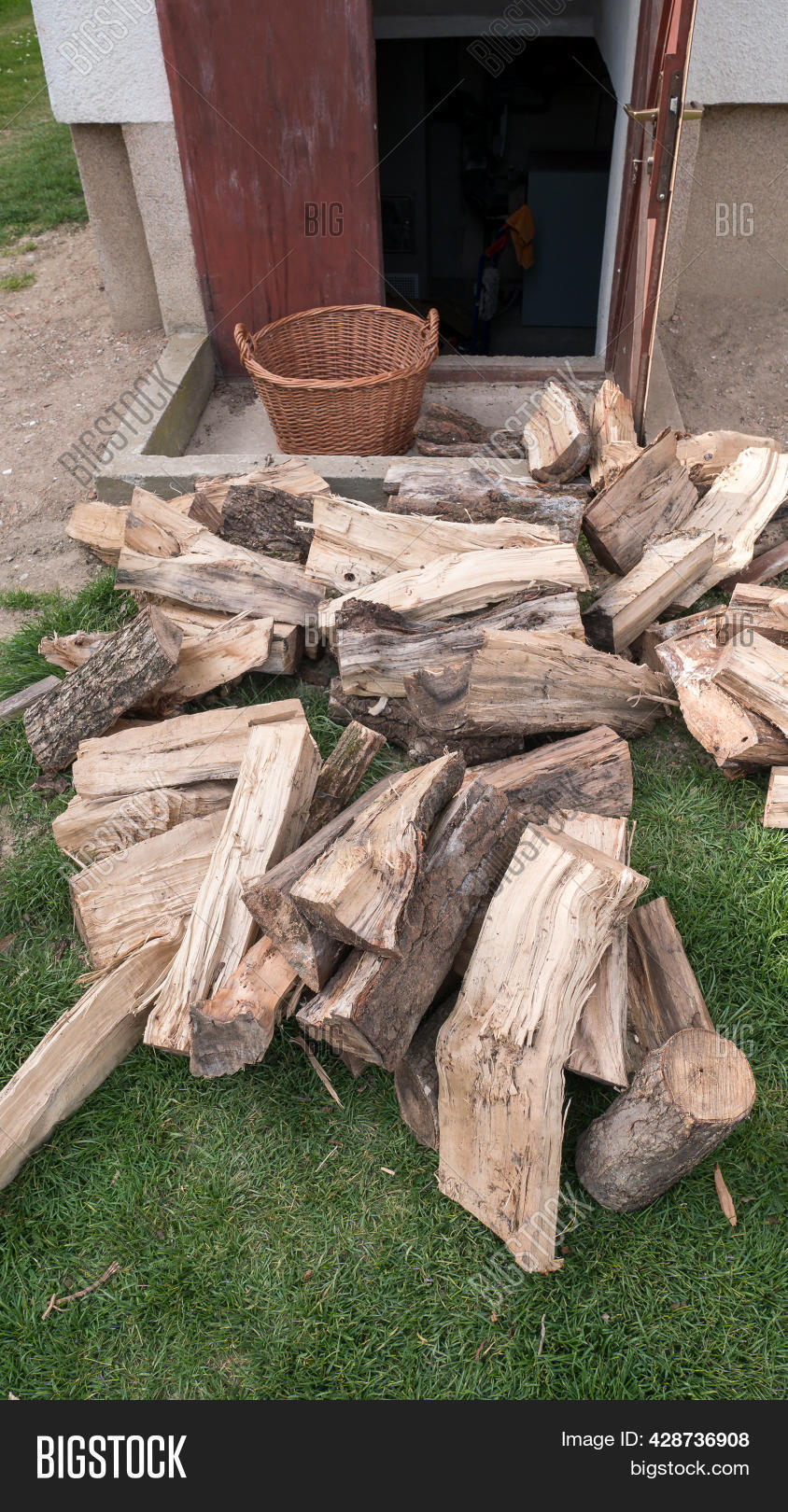 Chopped Firewood, Logs Image & Photo (Free Trial) | Bigstock