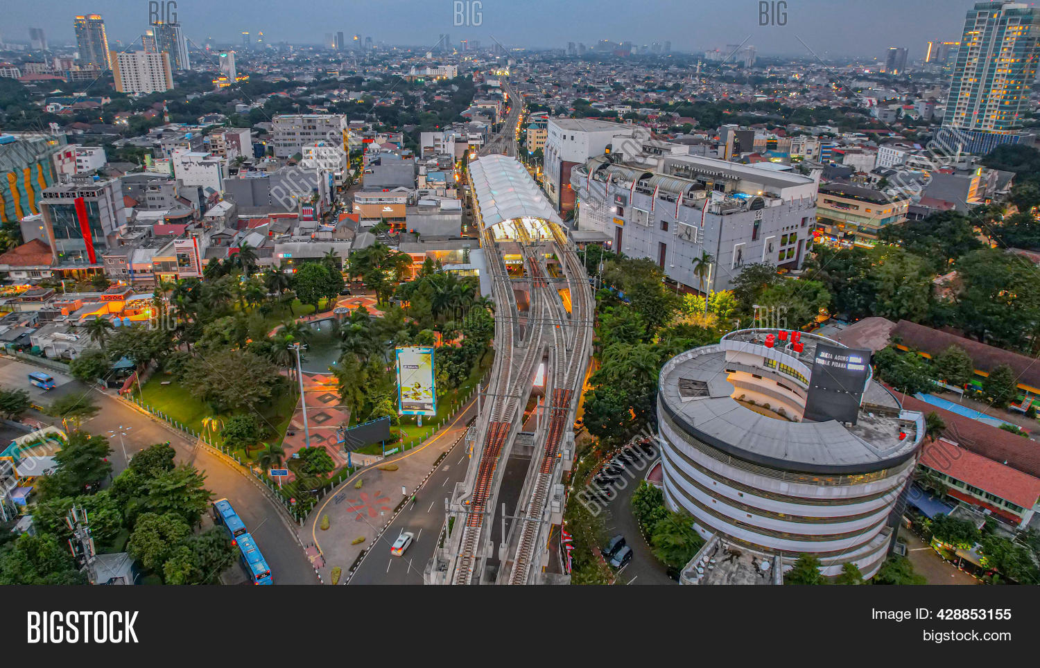 Aerial View Bus Image & Photo (Free Trial) | Bigstock
