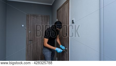 Anybody Home. Thief Image & Photo (Free Trial) | Bigstock