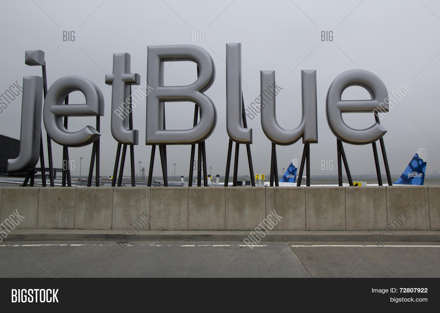 JetBlue Sign Terminal Image & Photo (Free Trial) | Bigstock