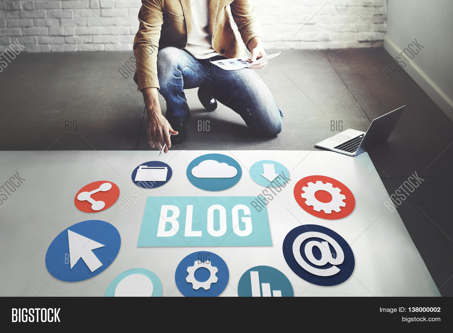 Blog Blogging Media Image & Photo (Free Trial) | Bigstock