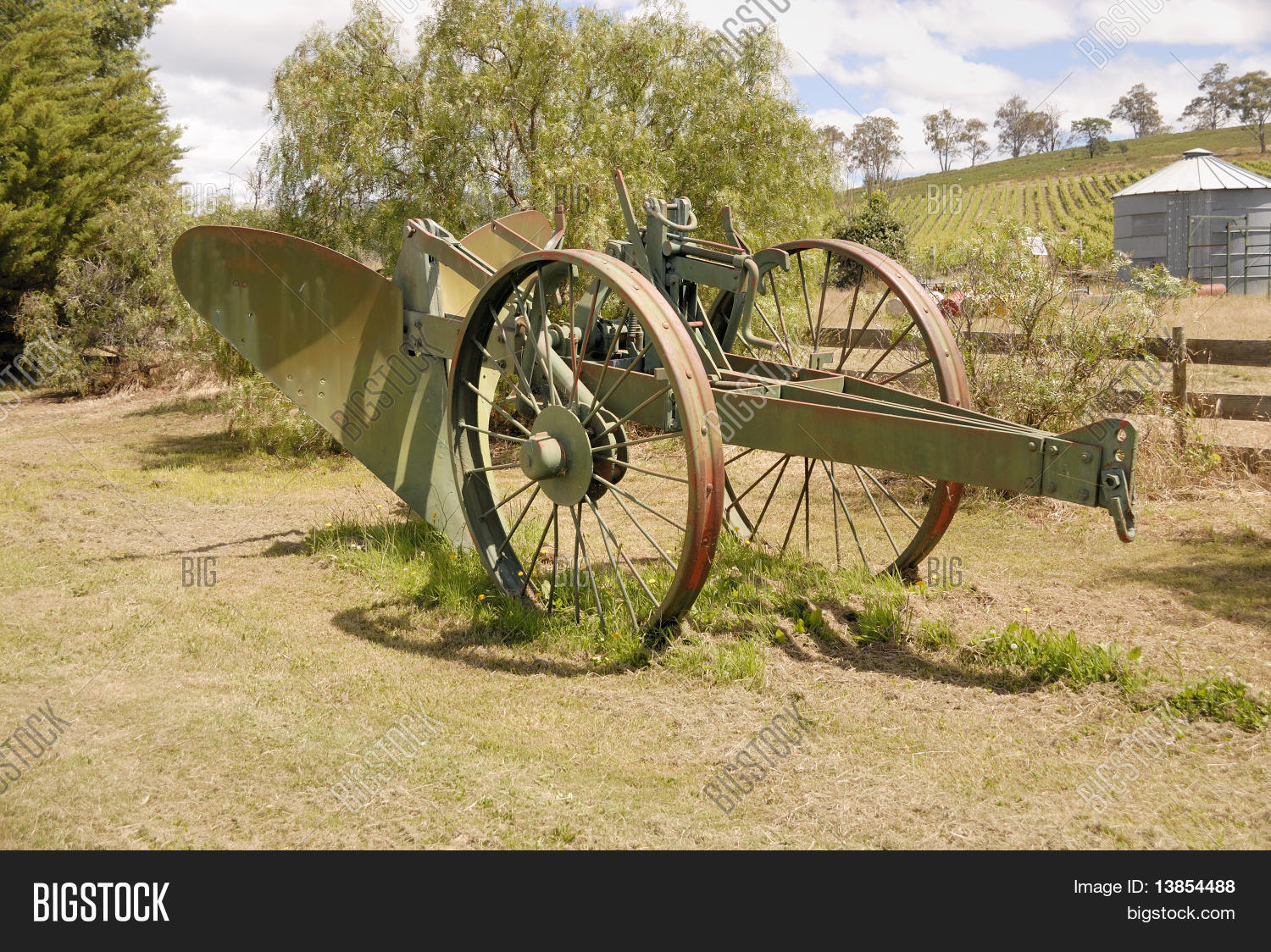 Downunder Sodbuster Image & Photo (Free Trial) | Bigstock