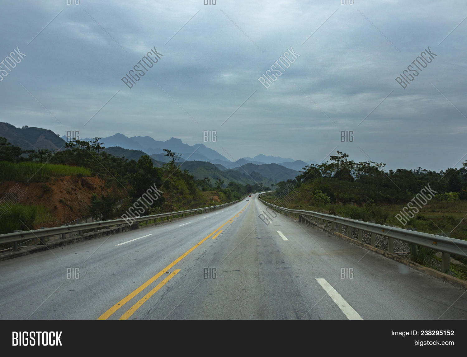 Street View New Image & Photo (Free Trial) | Bigstock