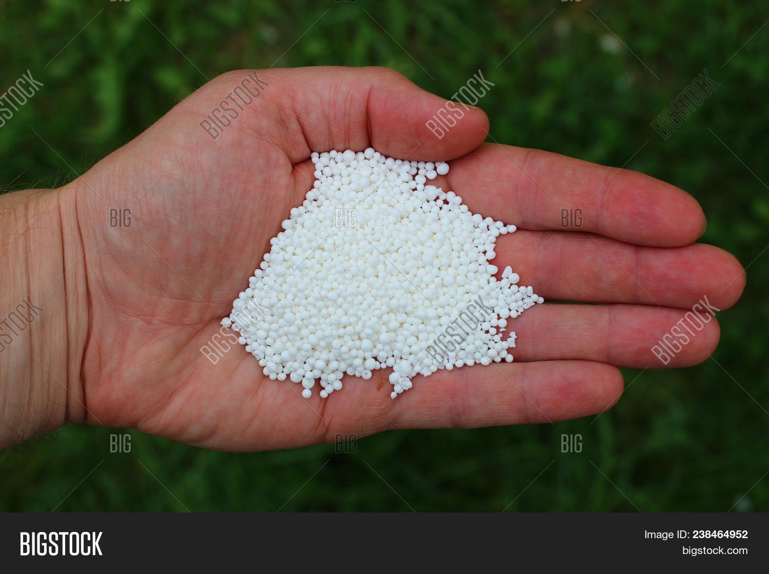 White Ammonium Nitrate Image & Photo (Free Trial) | Bigstock