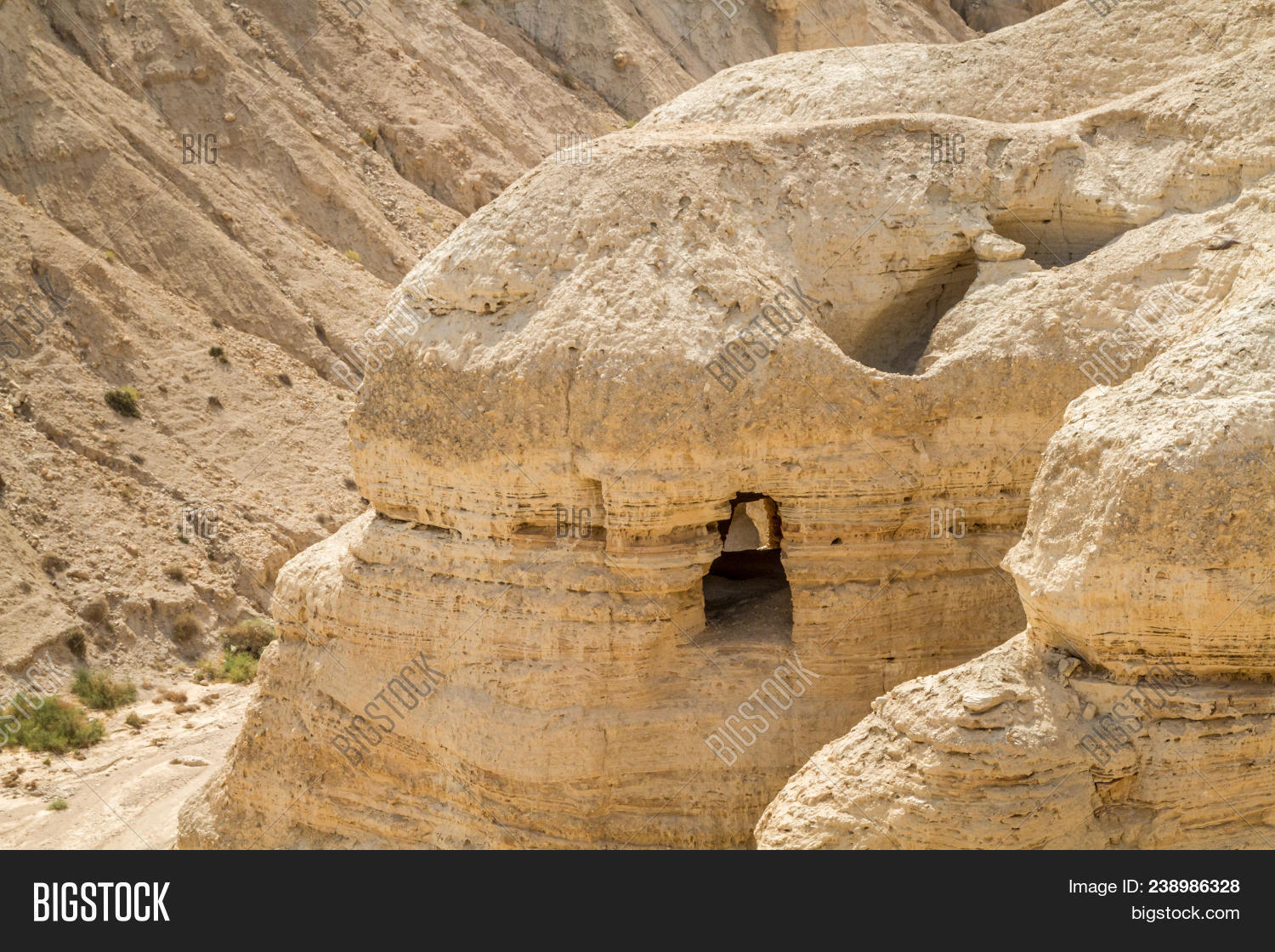 Qumran Caves Qumran Image & Photo (Free Trial) | Bigstock