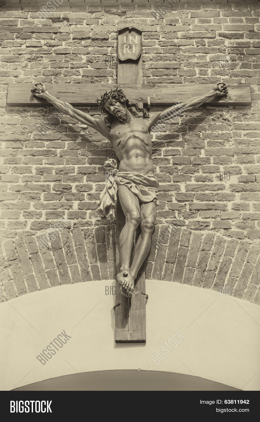 Jesus Christ On Cross Image & Photo (Free Trial) | Bigstock