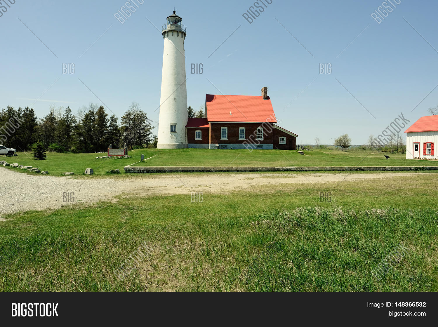 Tawas Point Lighthouse Image & Photo (Free Trial) | Bigstock