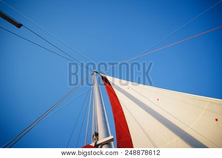 Top Sailboat, Mast Image & Photo (Free Trial) | Bigstock