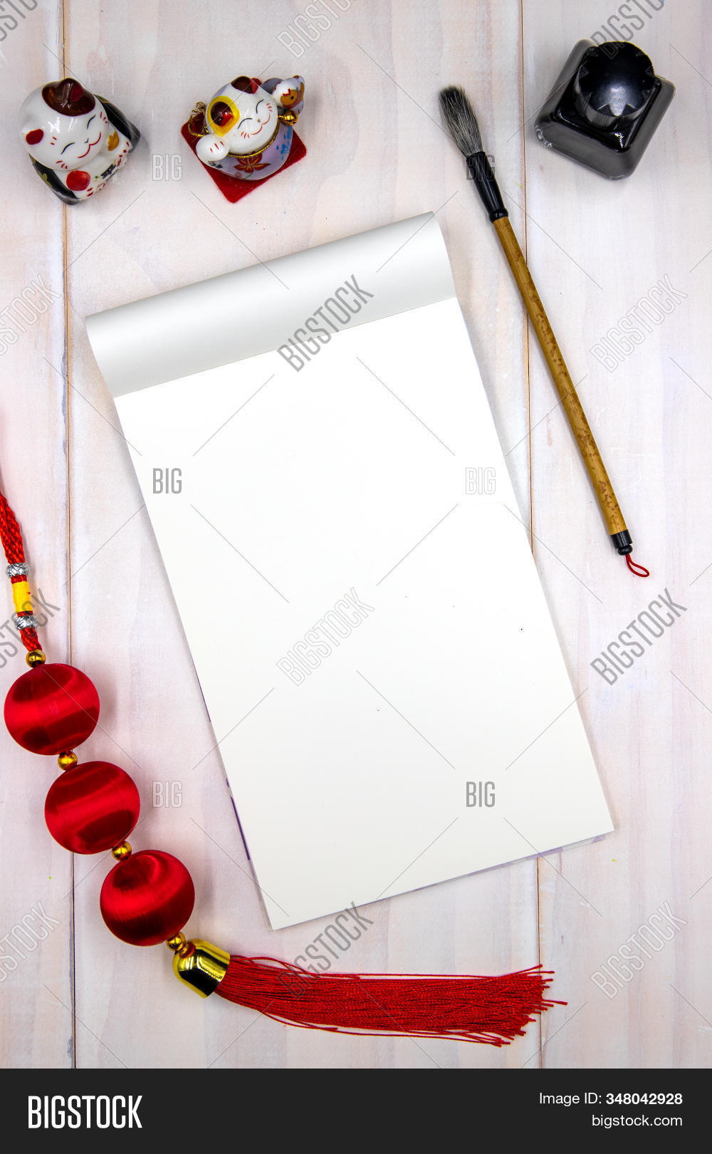 Blank Notepad Page Art Image & Photo (Free Trial) | Bigstock