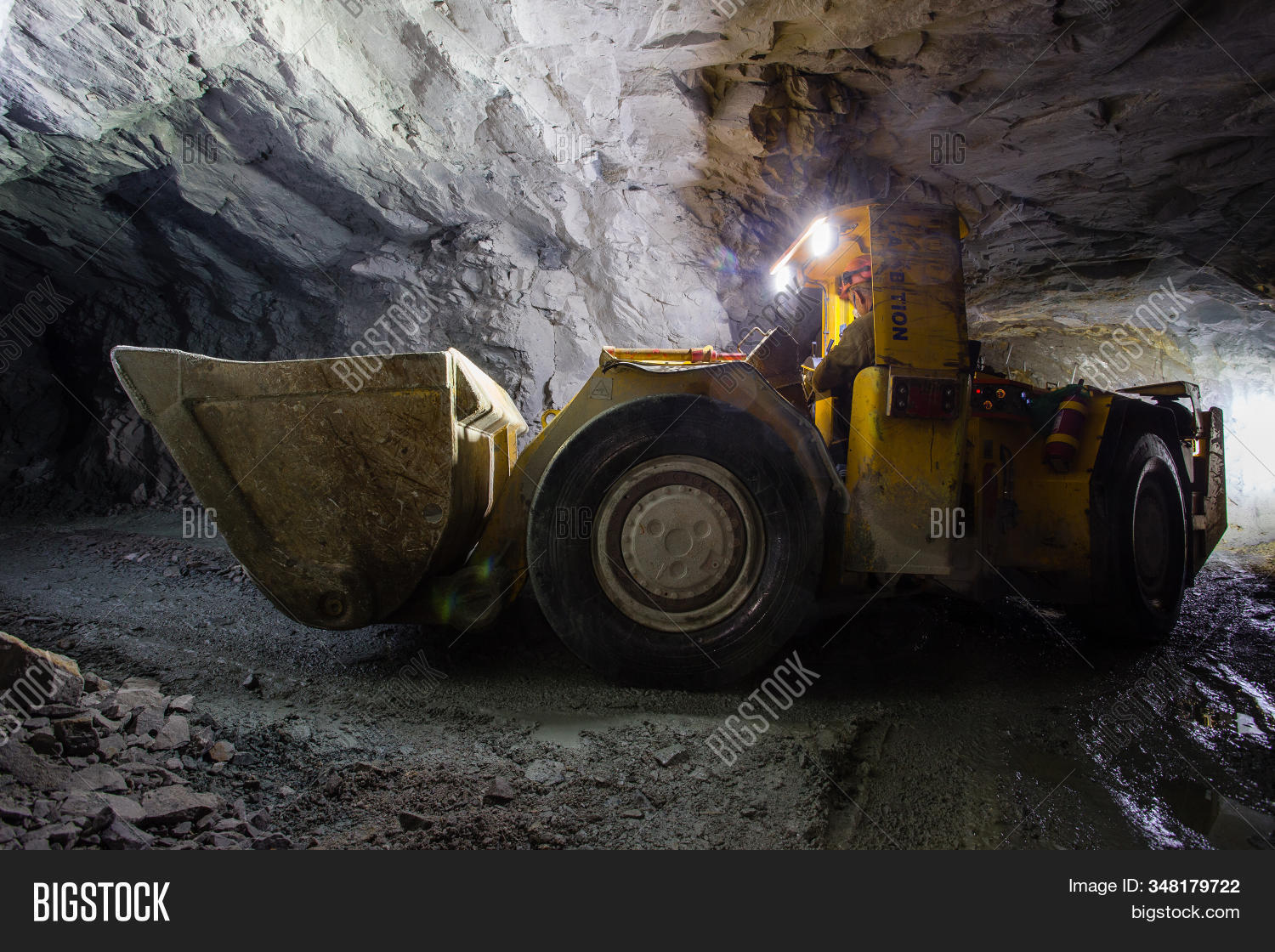 LHD Load Haul Dumper Image & Photo (Free Trial) | Bigstock
