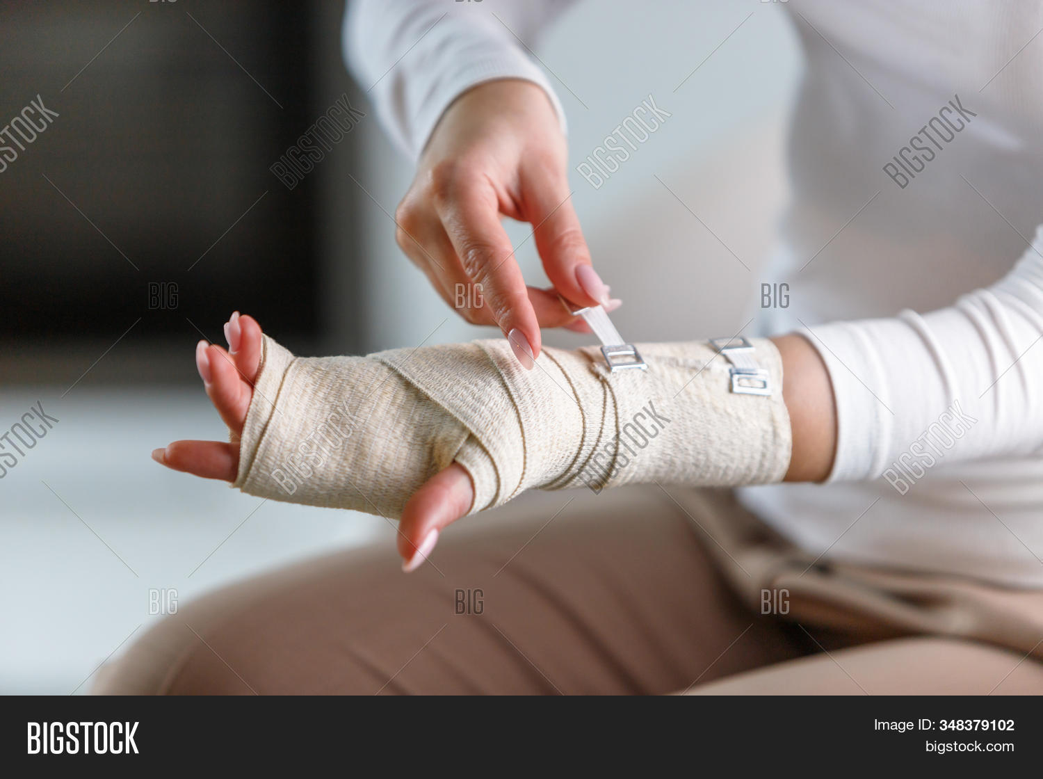 Close Woman Wrapping Image & Photo (Free Trial) | Bigstock