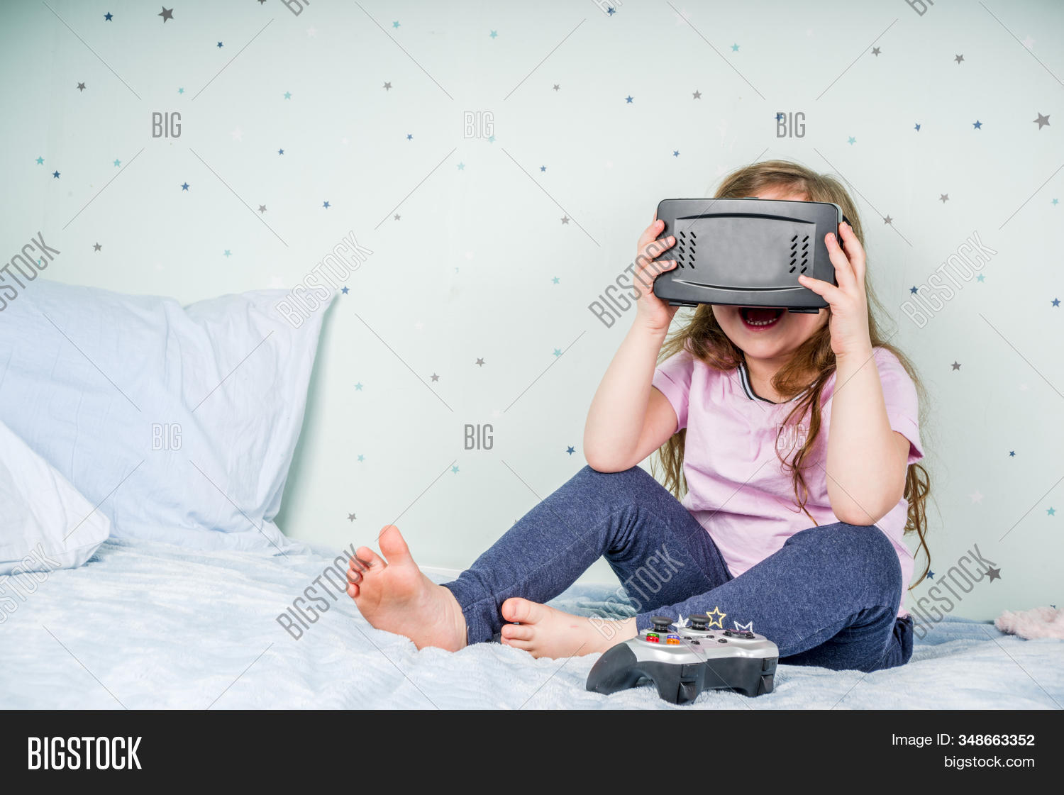 Kids Gaming Video Image & Photo (Free Trial) | Bigstock