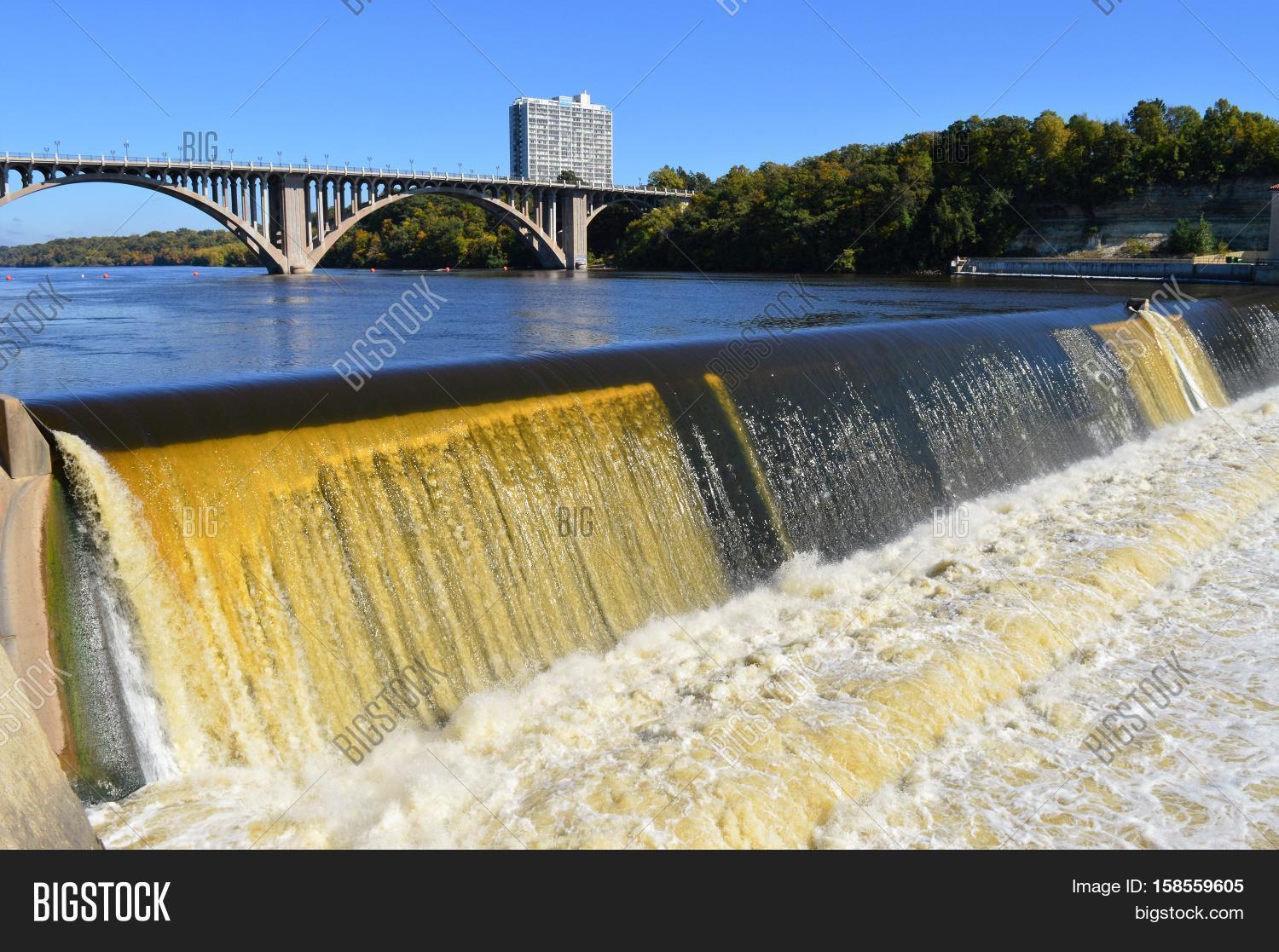 Ford Dam Ford Parkway Image & Photo (Free Trial) | Bigstock