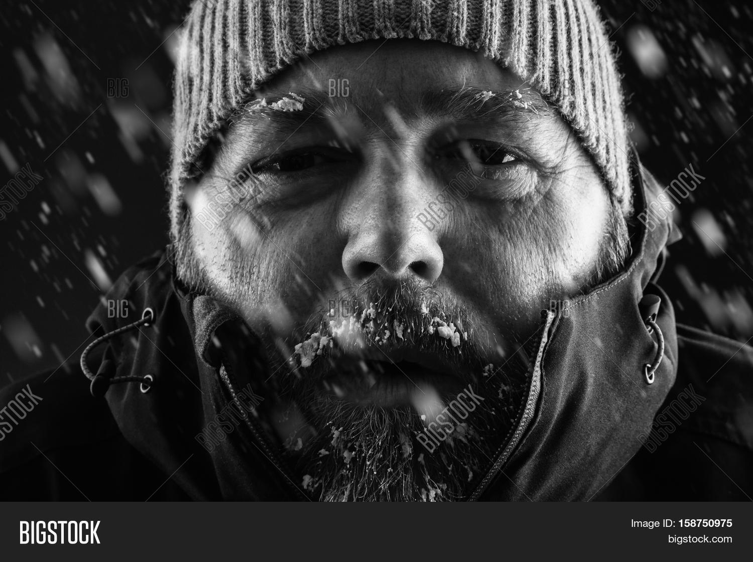 Freezing Cold 图片和照片（免费试用） | Bigstock