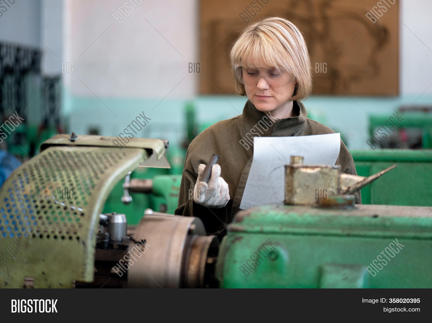 Woman Worker Drawing Image & Photo (Free Trial) | Bigstock