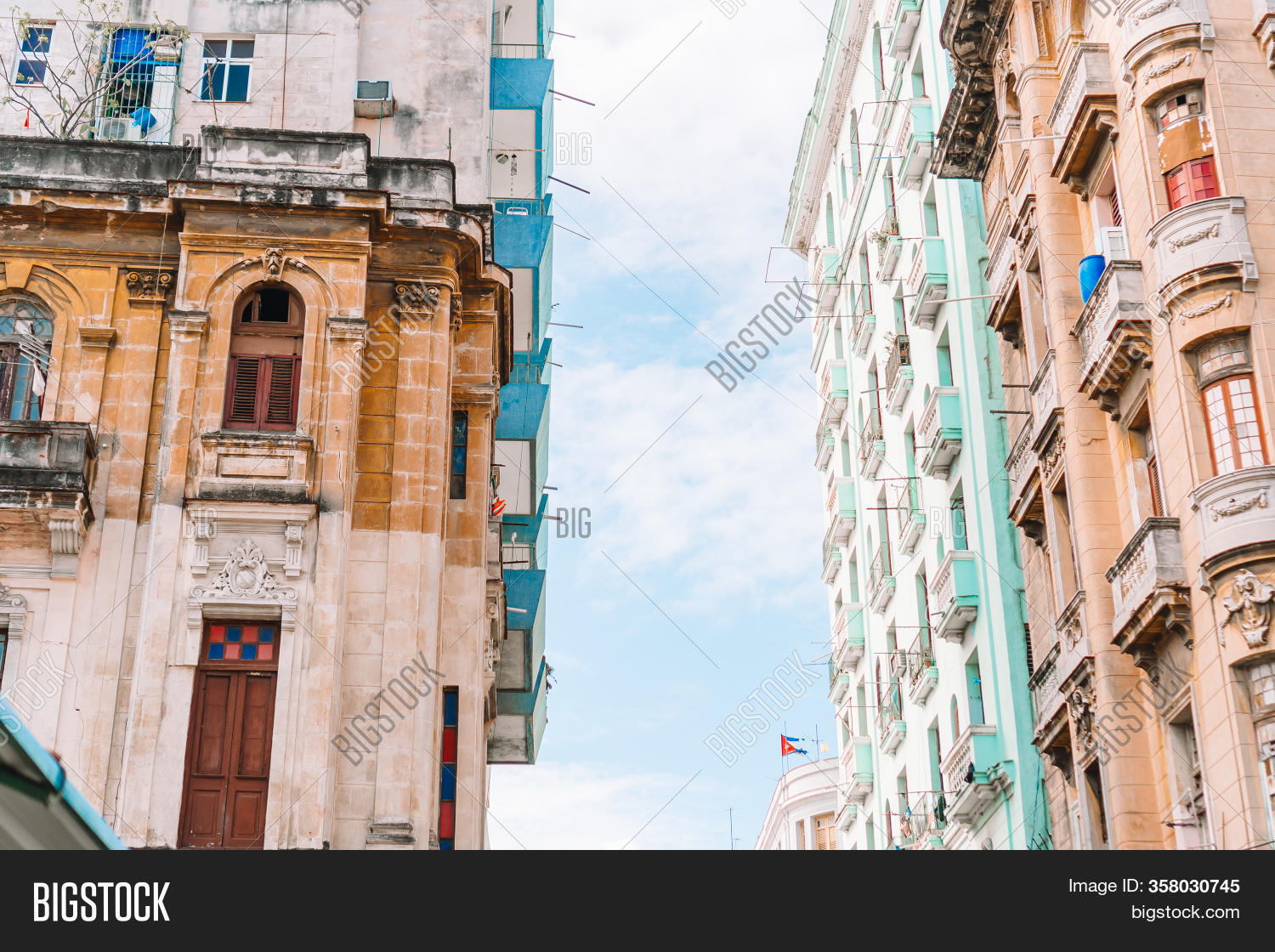 Authentic View Street Image & Photo (Free Trial) | Bigstock