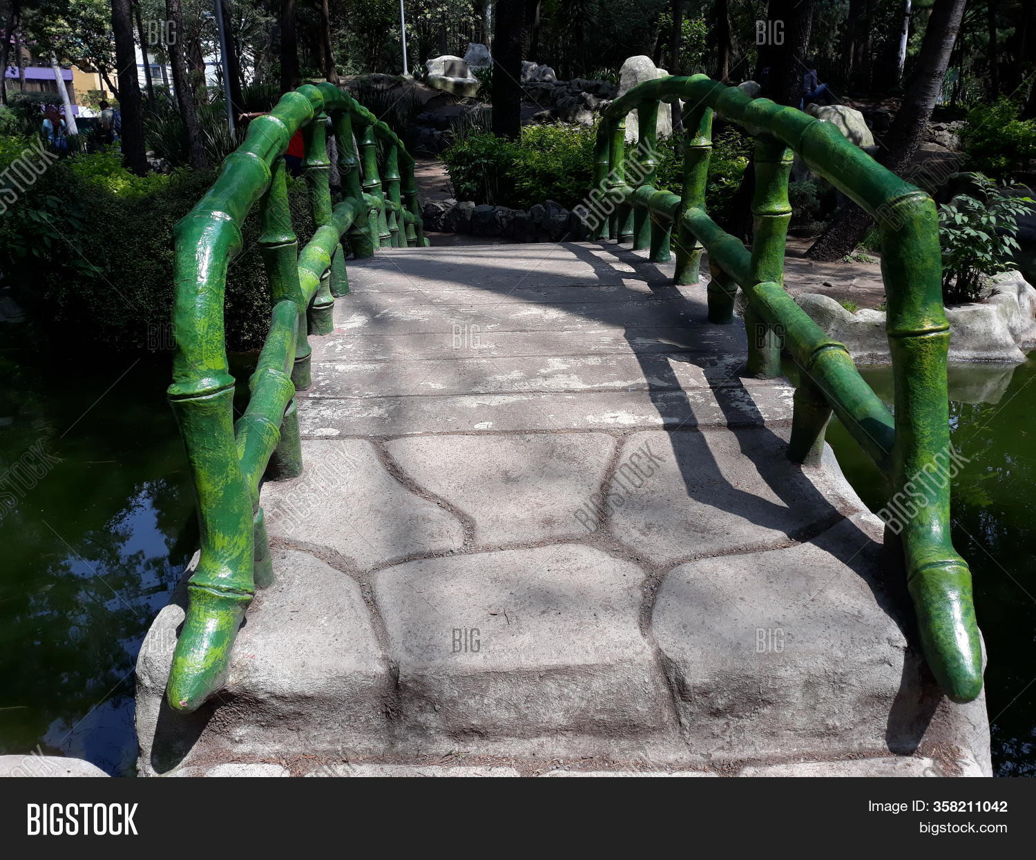 Japanese-style Bridge Image & Photo (Free Trial) | Bigstock