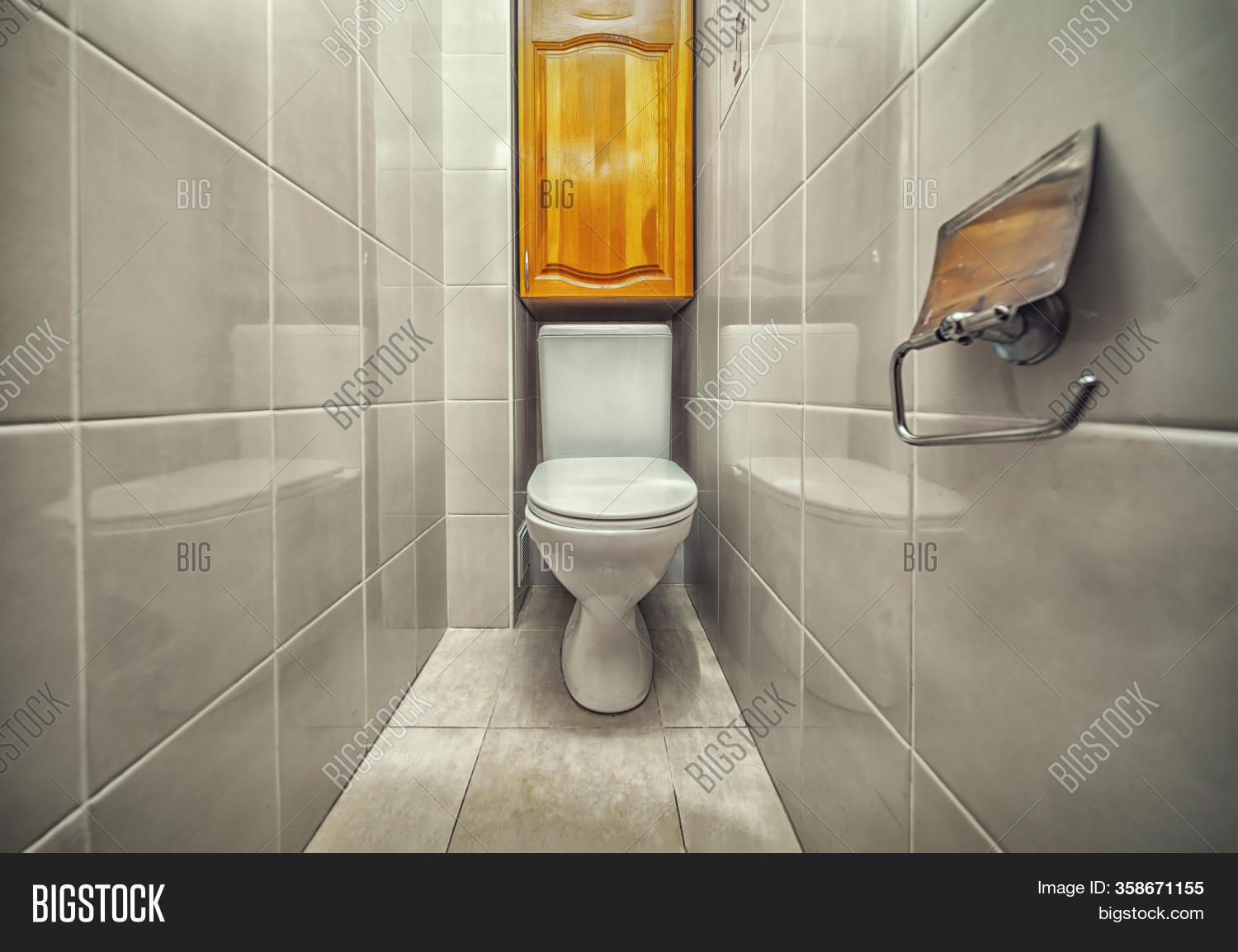 Toilet Bowl Toilet Image & Photo (Free Trial) | Bigstock