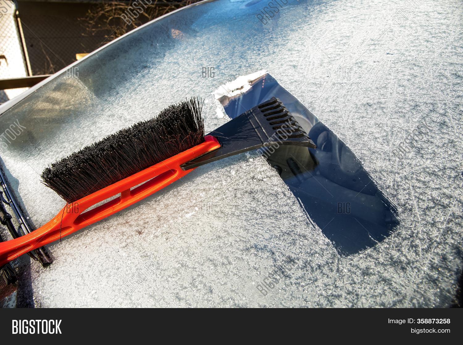 Frozen Car Windshield Image & Photo (Free Trial) | Bigstock