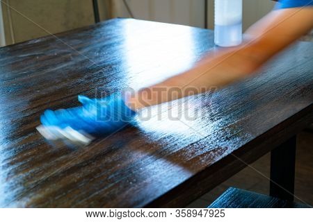 Wiping Down Surfaces Image & Photo (Free Trial) | Bigstock