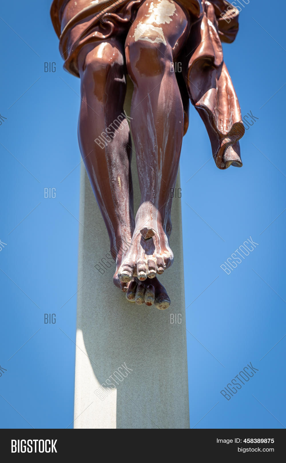 Gold Colored Statue Image & Photo (Free Trial) | Bigstock