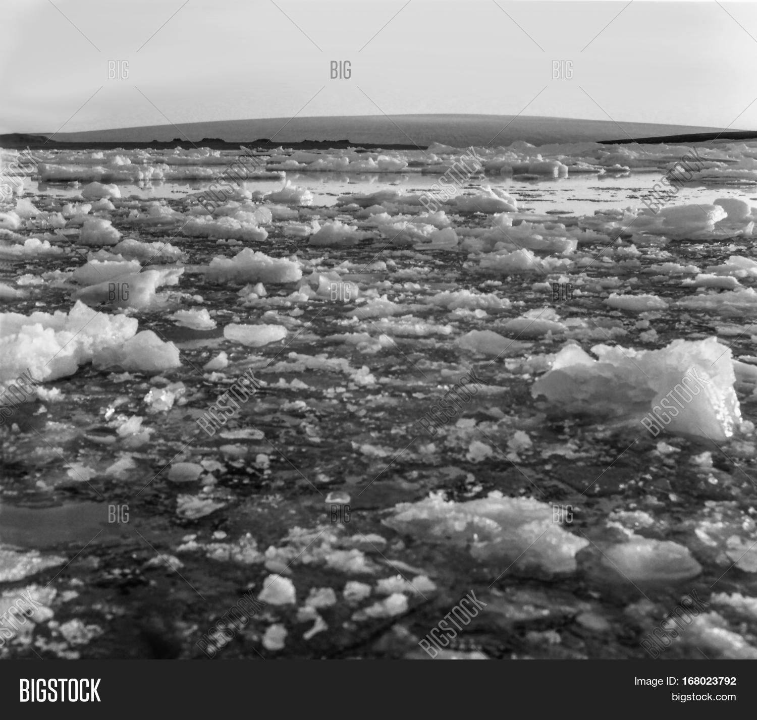 Floating Huge Ice Floe Image & Photo (Free Trial) | Bigstock