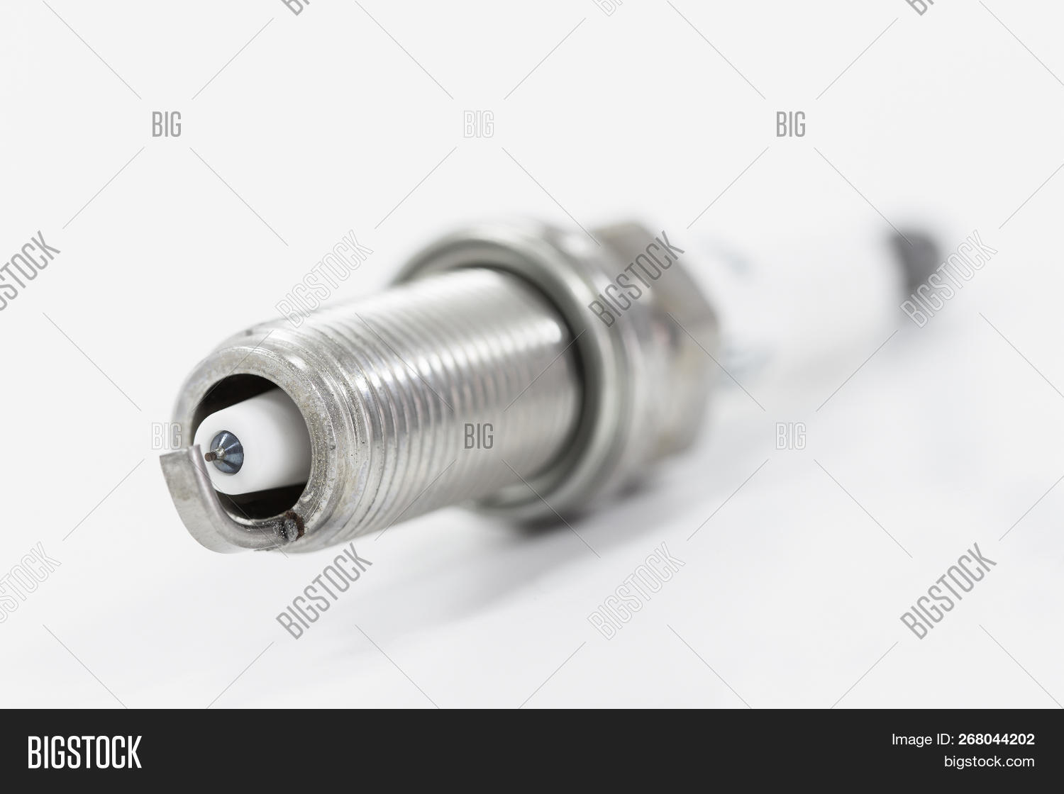 Platinum Spark Plug Image & Photo (Free Trial) | Bigstock