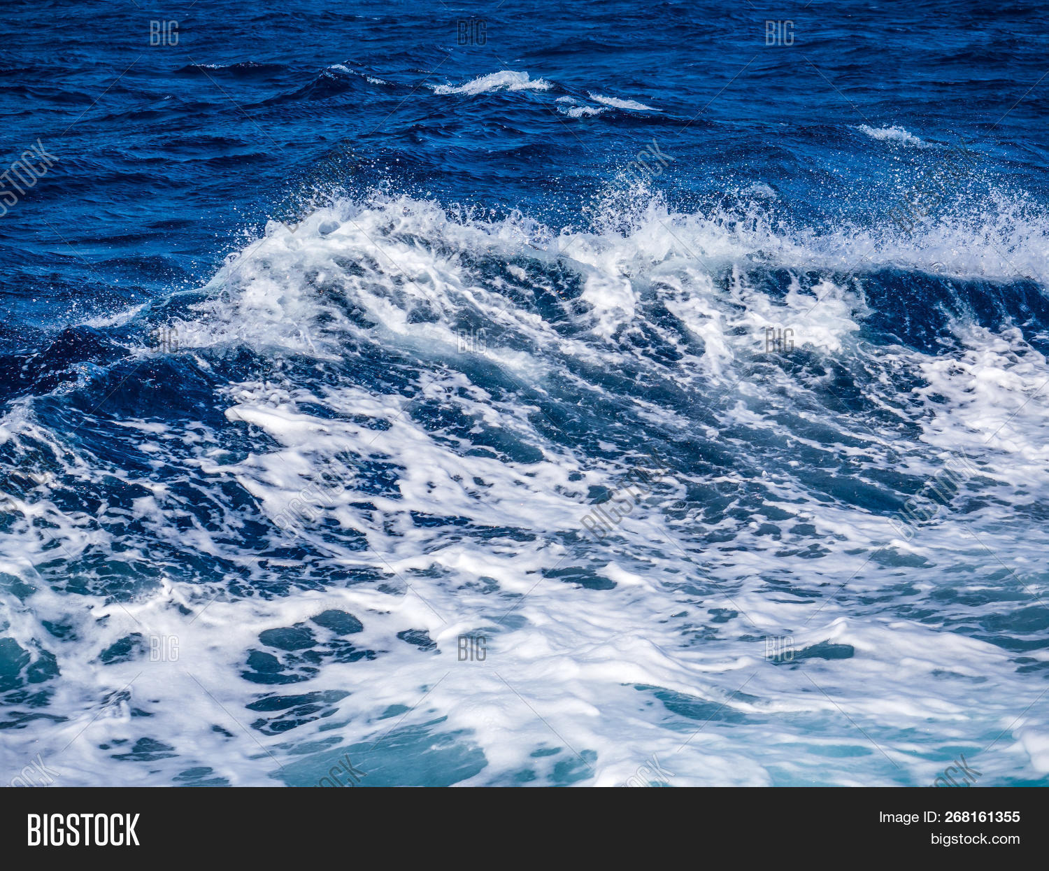Ocean Wave. Natural Image & Photo (Free Trial) | Bigstock