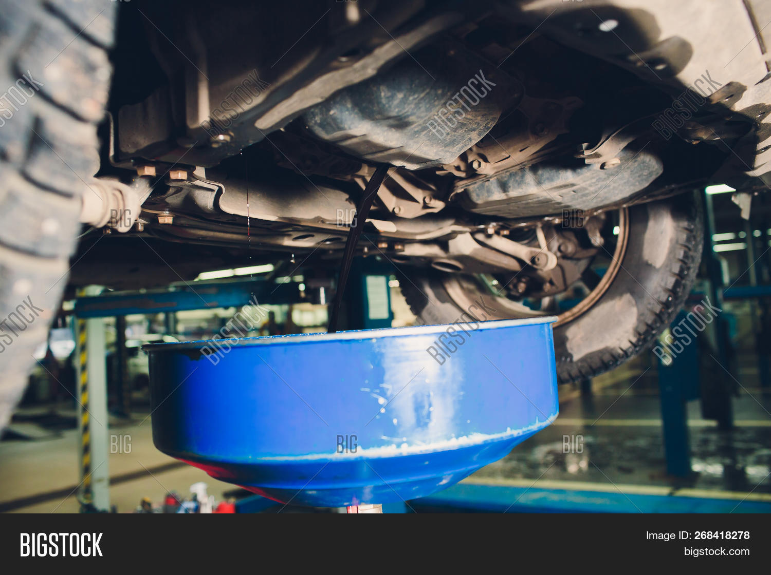 Service Trucks. Oil Image & Photo (Free Trial) | Bigstock