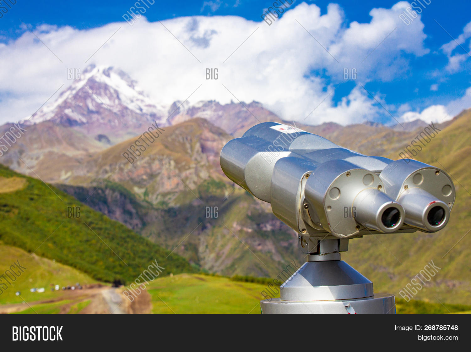 Binoscope Directed Image & Photo (Free Trial) | Bigstock