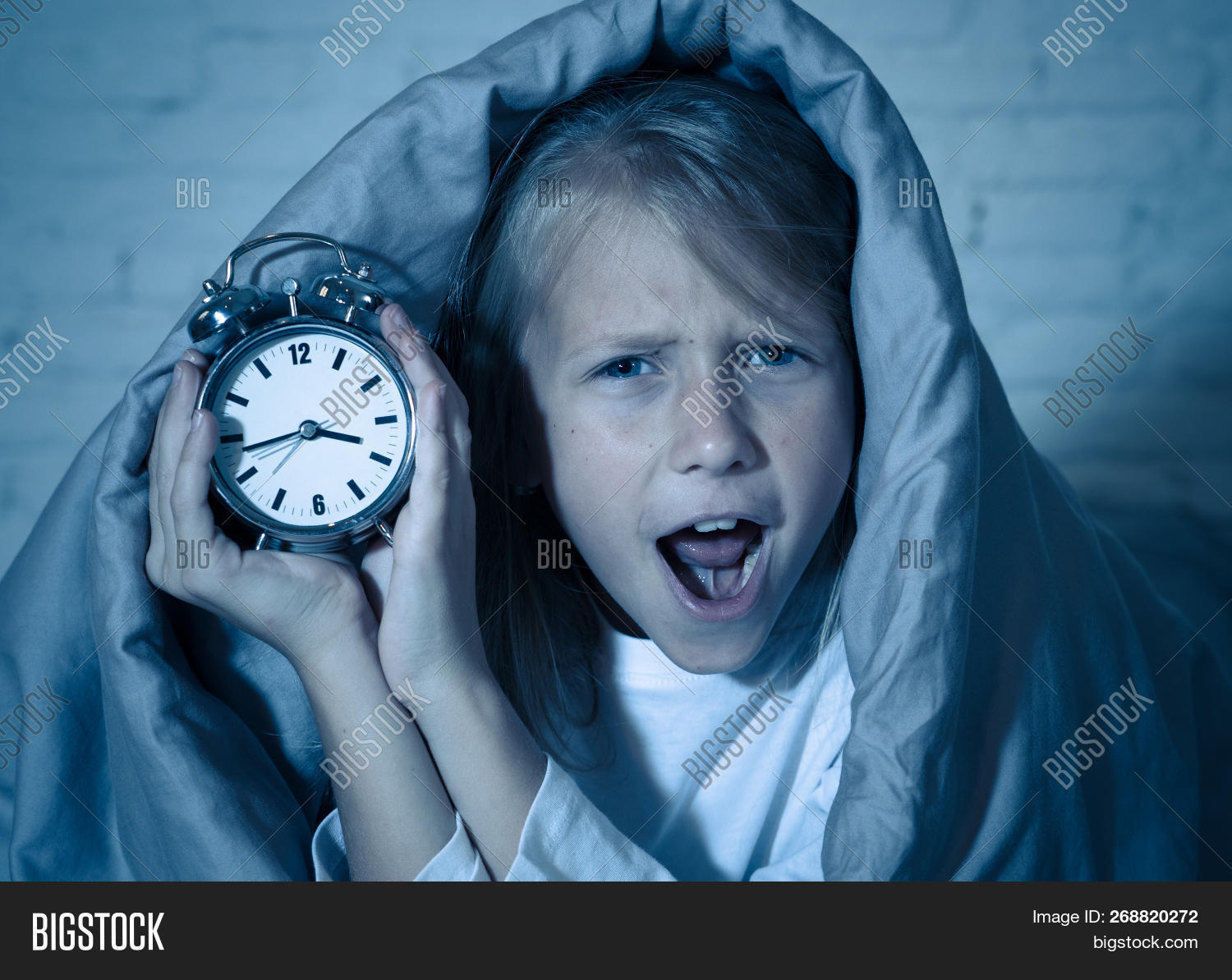 Little Girl Bed Awake Image & Photo (Free Trial) | Bigstock