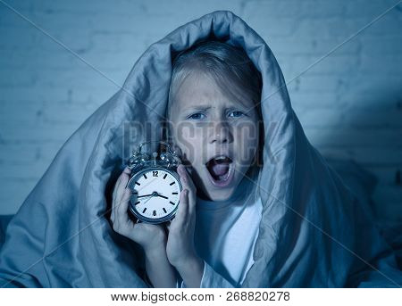 Little Girl Bed Awake Image & Photo (Free Trial) | Bigstock