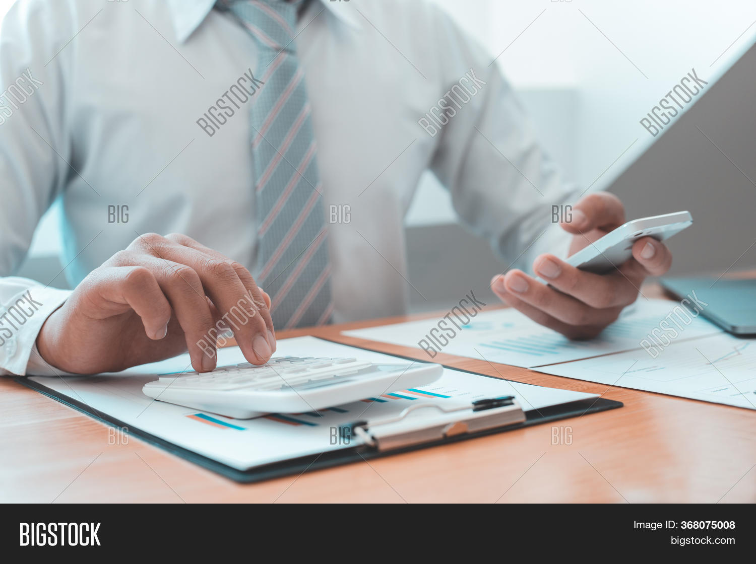 Businessmen Use Graphs Image & Photo (Free Trial) | Bigstock