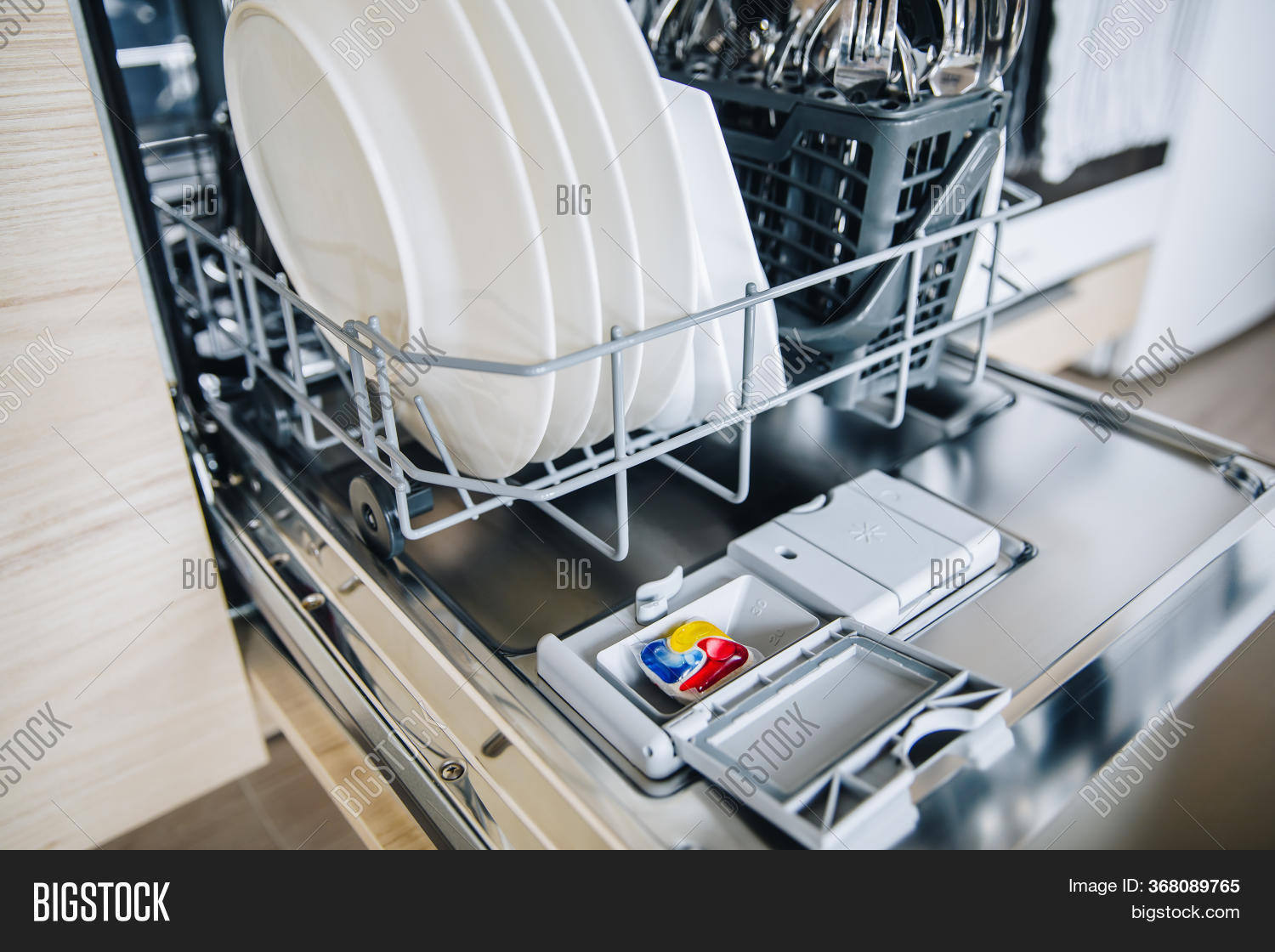 Colorful Dishwasher Image & Photo (Free Trial) | Bigstock
