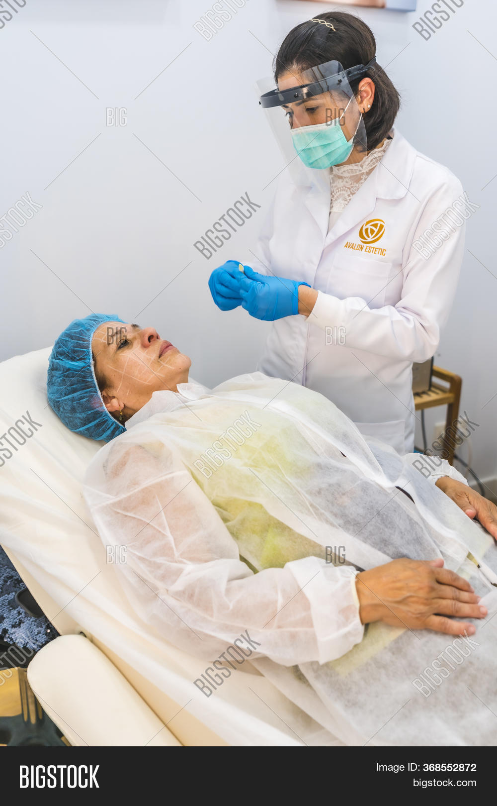 Doctor Screen Face Image & Photo (Free Trial) | Bigstock