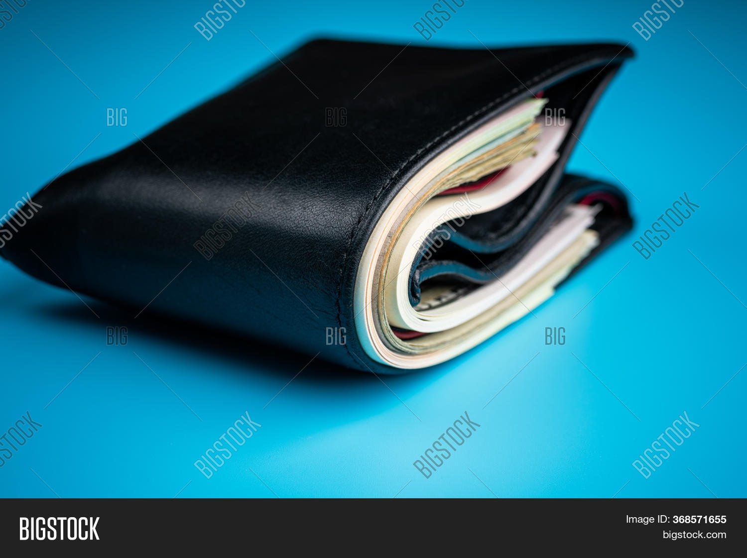Leather Wallet Money Image & Photo (Free Trial) | Bigstock