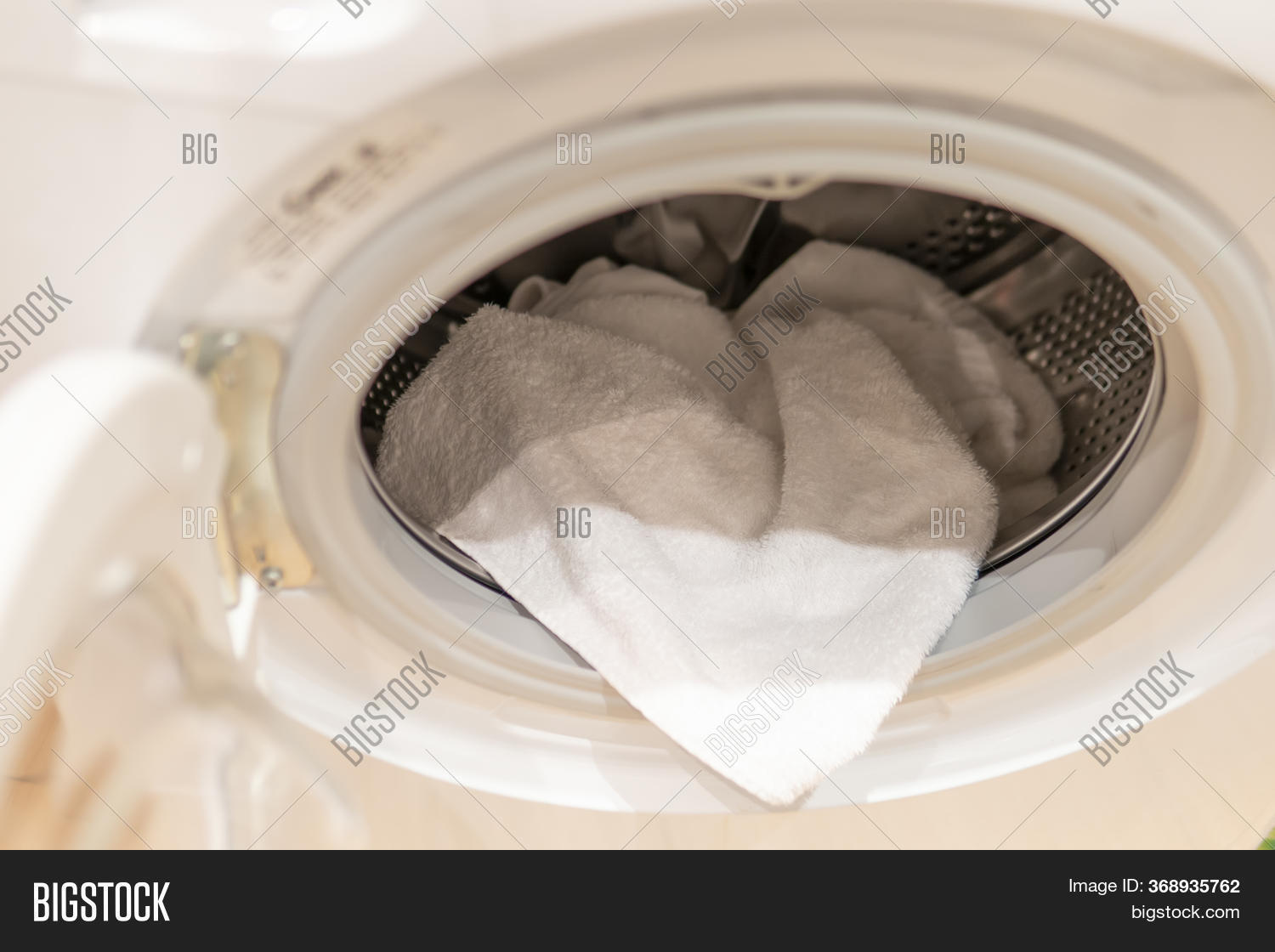 Washing Hatch. Washing Image & Photo (Free Trial) | Bigstock
