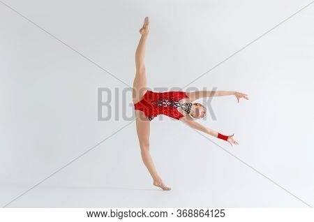 Artistic Gymnast Red Image & Photo (Free Trial) | Bigstock
