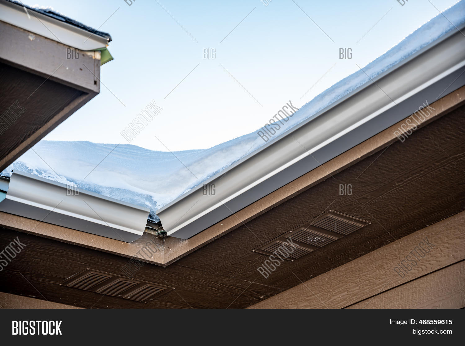 Metal Gutters Be Image & Photo (Free Trial) | Bigstock