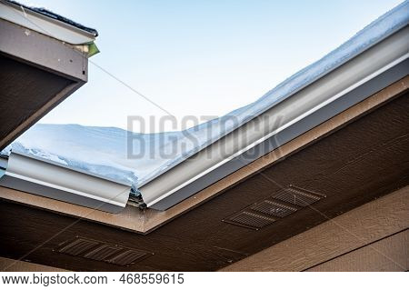 Metal Gutters Be Image & Photo (Free Trial) | Bigstock