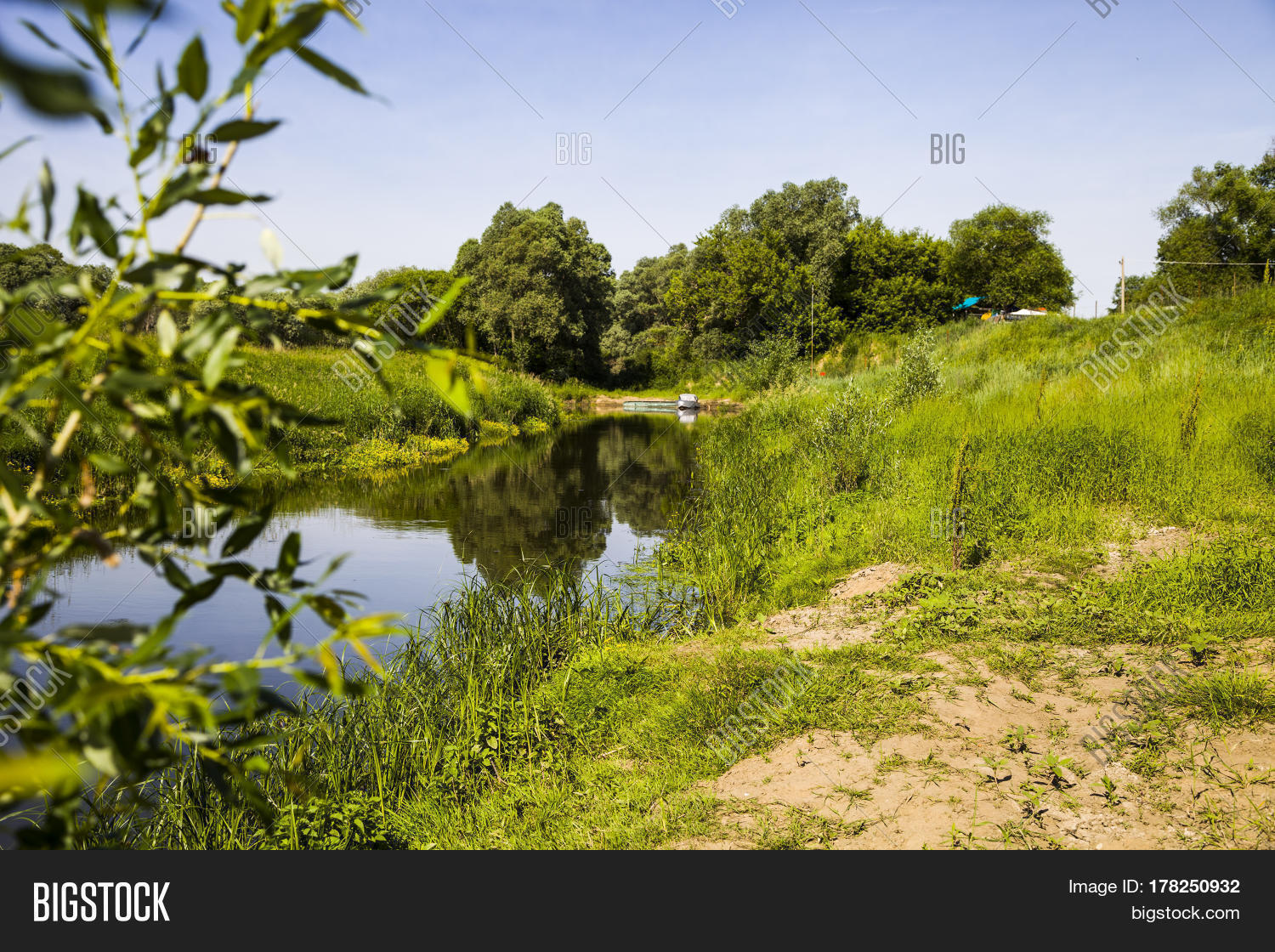 Beautiful Landscape Image & Photo (Free Trial) | Bigstock