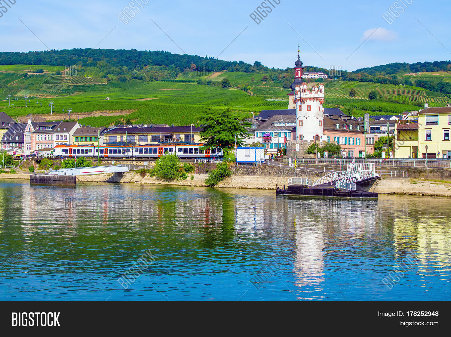 Rudesheim Rhein Famous Image & Photo (Free Trial) | Bigstock