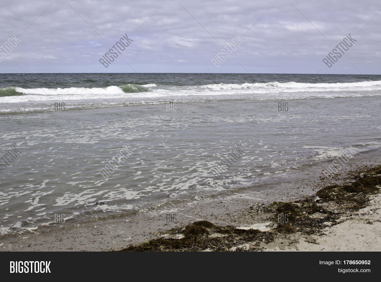 Wide View Shore Sandy Image & Photo (Free Trial) | Bigstock